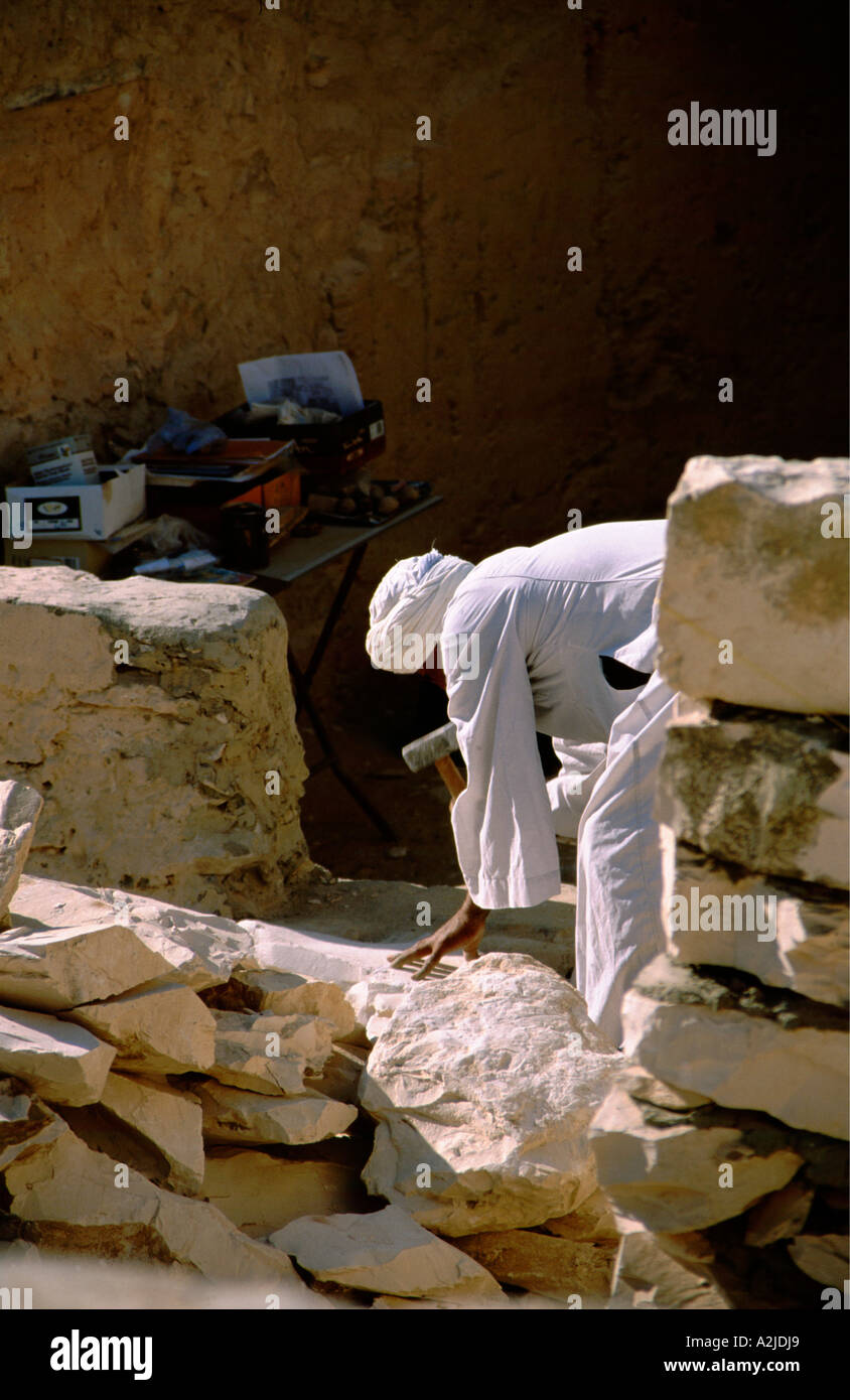Ancient egypt workers hi-res stock photography and images - Alamy