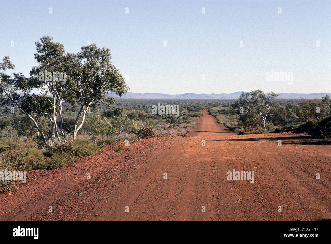 Unsealed road outback Western Australia Stock Photo - Alamy