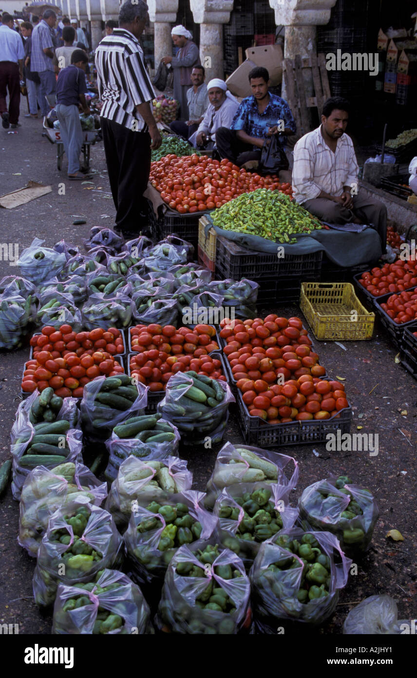 Africa, Libya, Benghazi, Vegetable market Stock Photo - Alamy