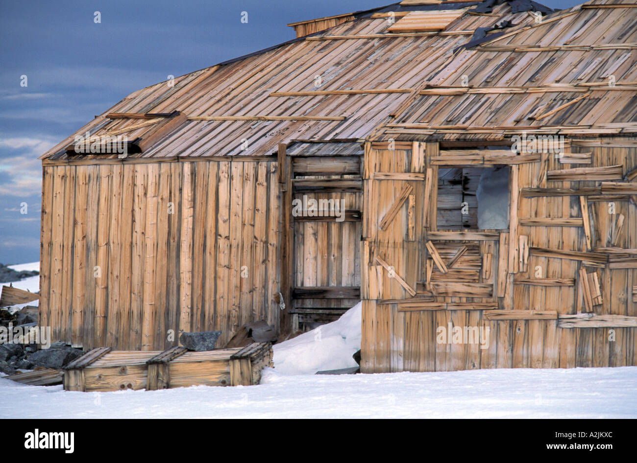 Antarctica, Commonwealth Bay. Manson's Hut Stock Photo - Alamy