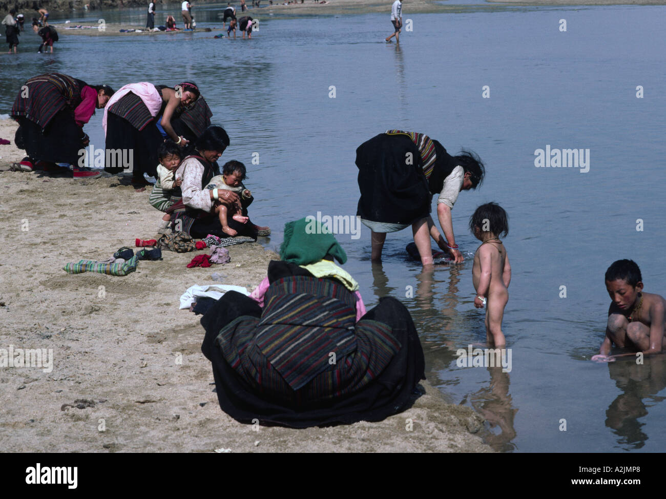 Buddha washing ceremony High Resolution Stock Photography and Images ...