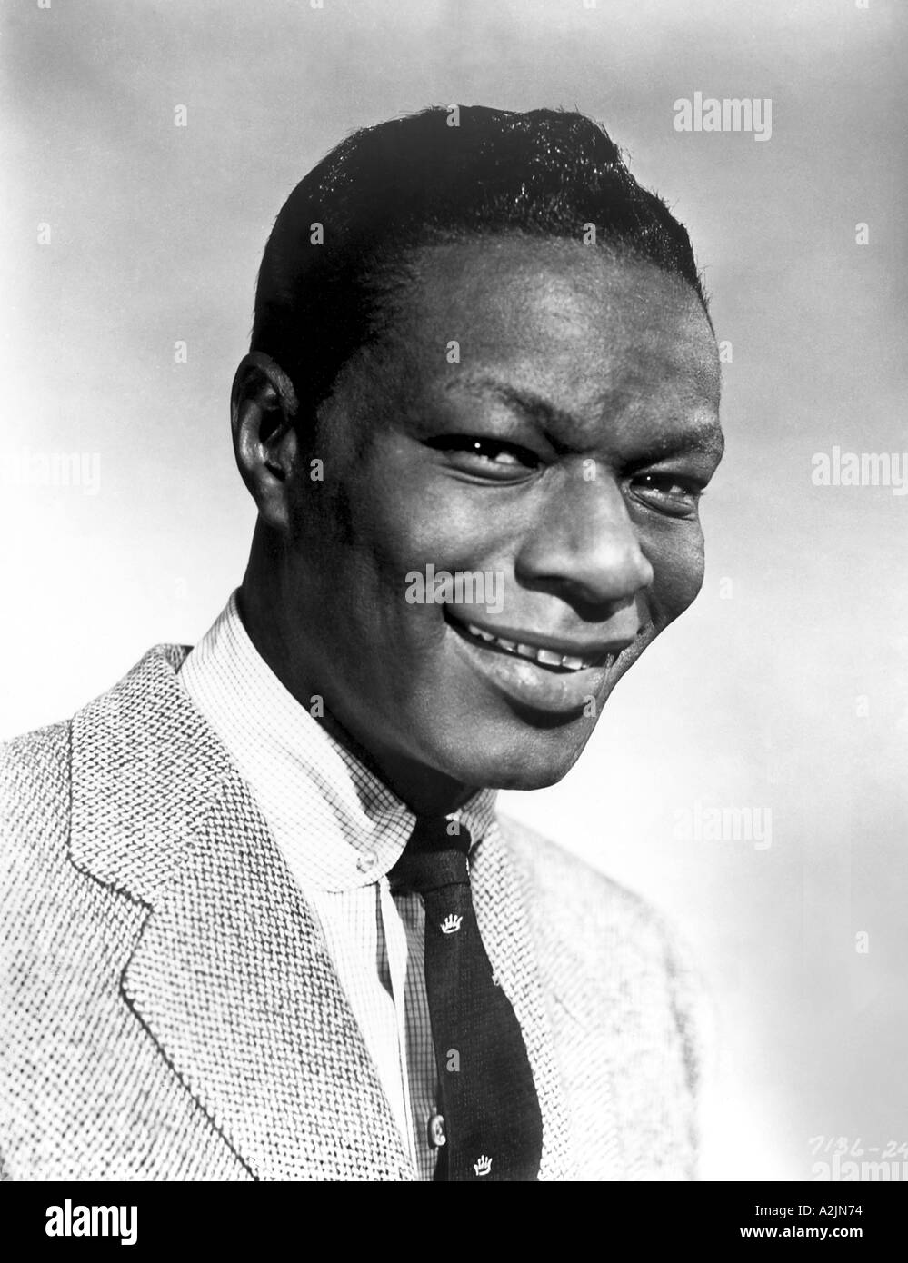 NAT KING COLE (1919-1965) American singer about 1964 Stock Photo - Alamy