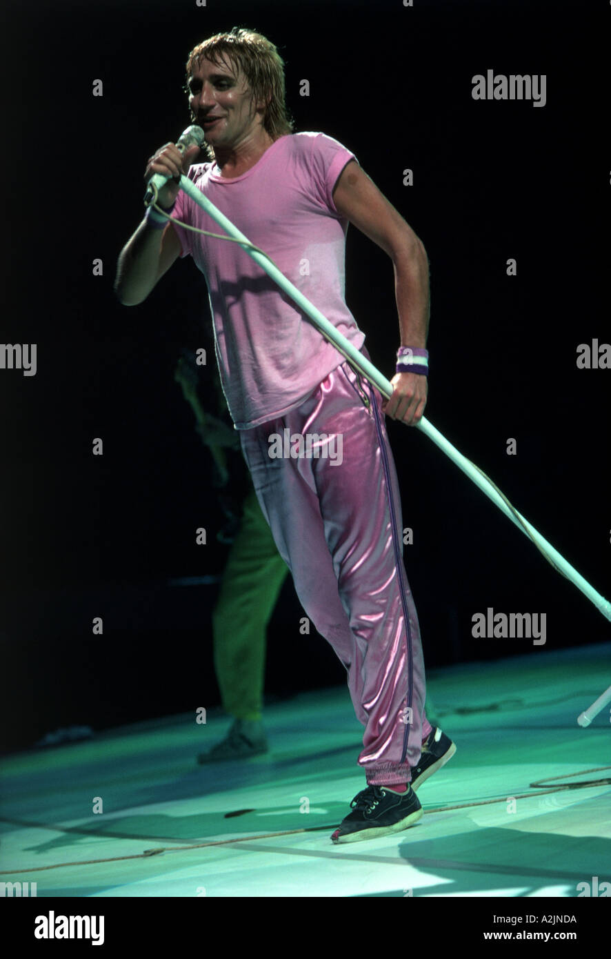 ROD STEWART on stage in 1979 Stock Photo - Alamy