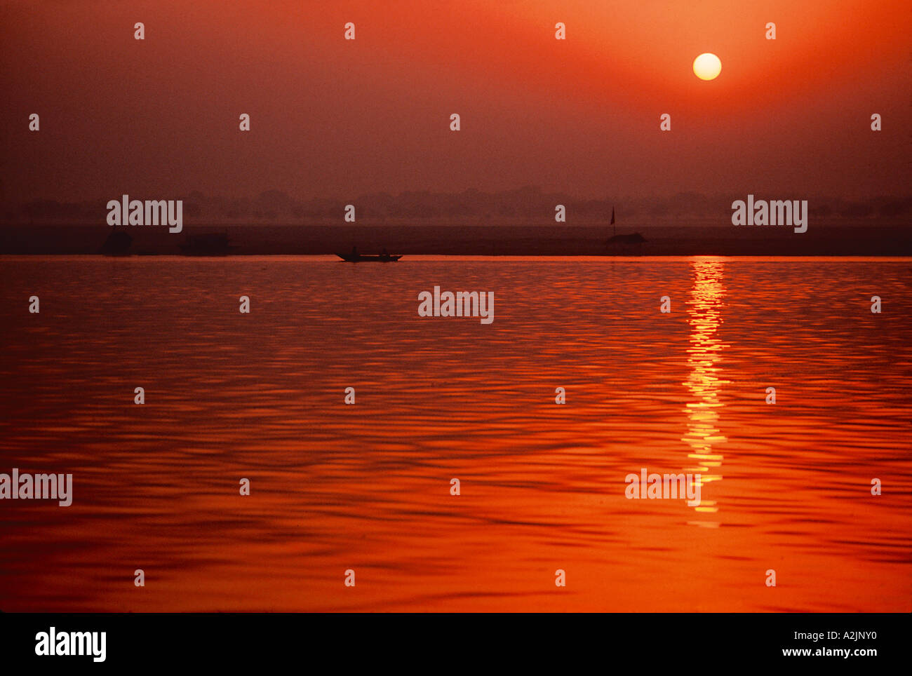 The Ganges River, Major river in Northern India, Sunset over the Ganges ...