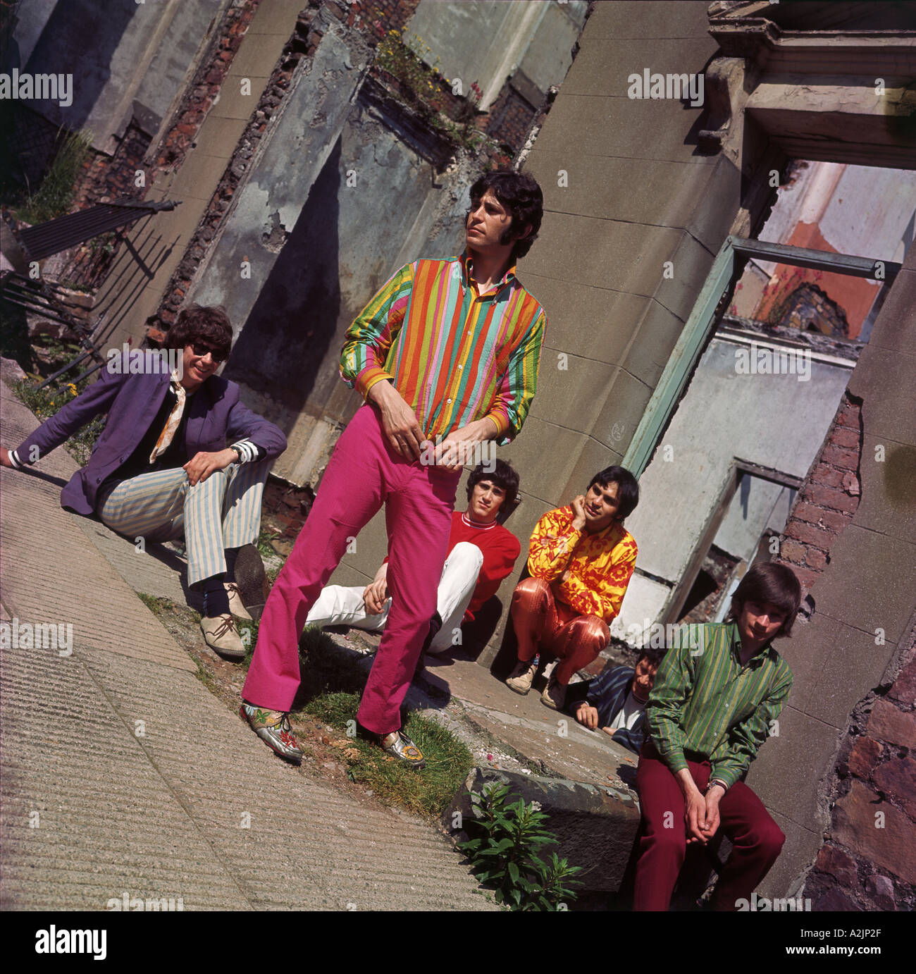 SIMON DUPREE AND THE BIG SOUND UK pop group in 1967 with Dupree in ...