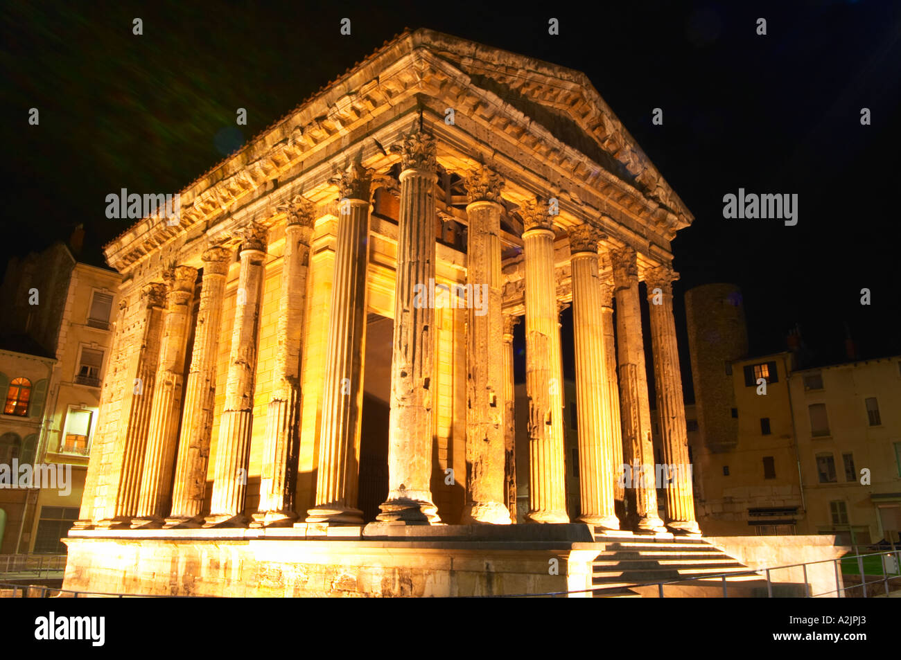 The Temple d'Auguste et de Livie - The temple of Augustus and Livia ...