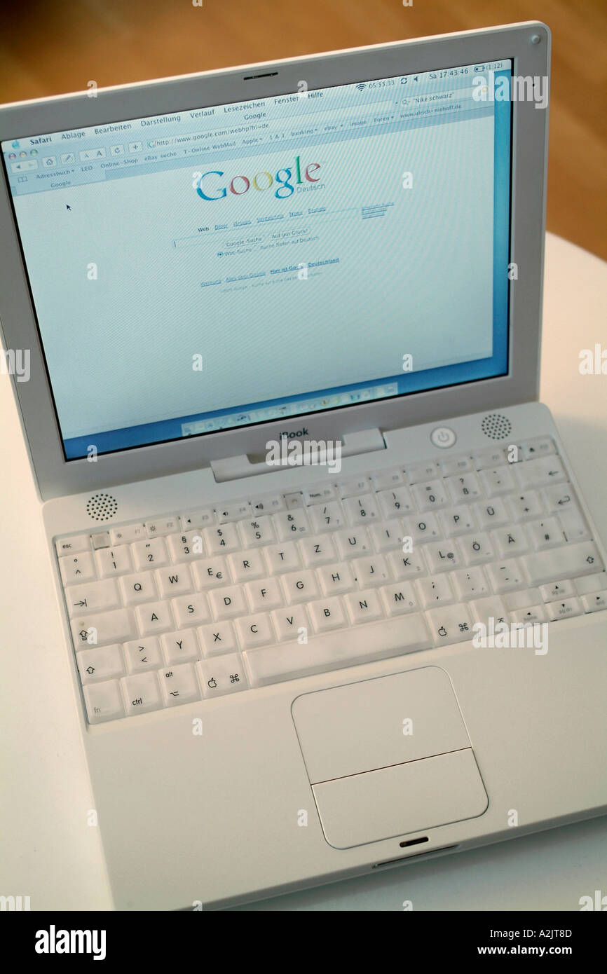 Ibook hi-res stock photography and images - Alamy