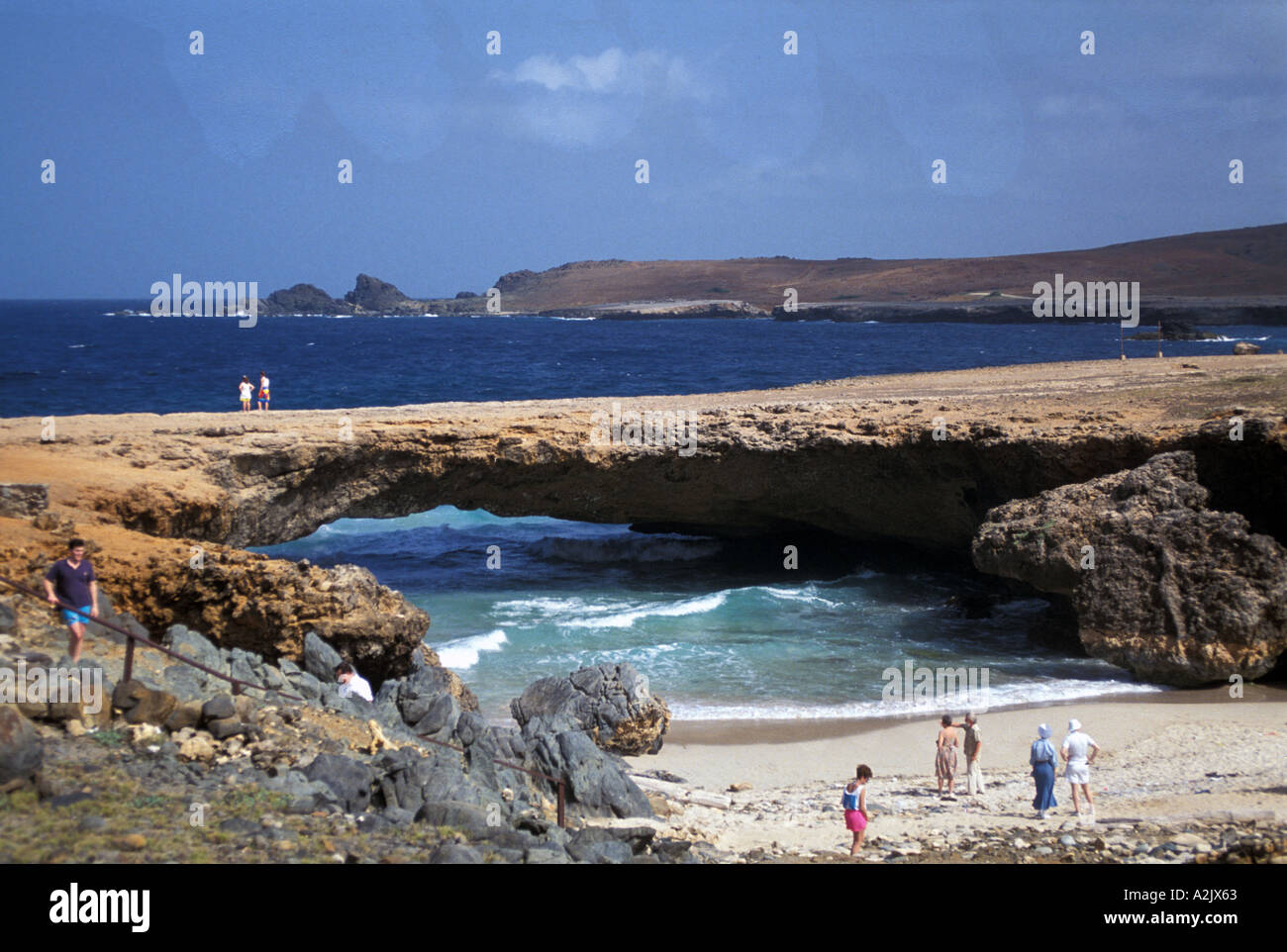 Aruba natural bridge hi-res stock photography and images - Alamy