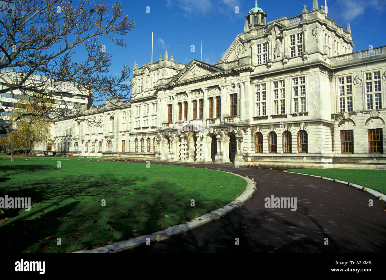 Cardiff university buildings hi-res stock photography and images - Alamy