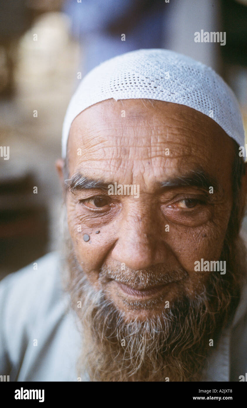 India, Muslim man in Bhuj Stock Photo - Alamy