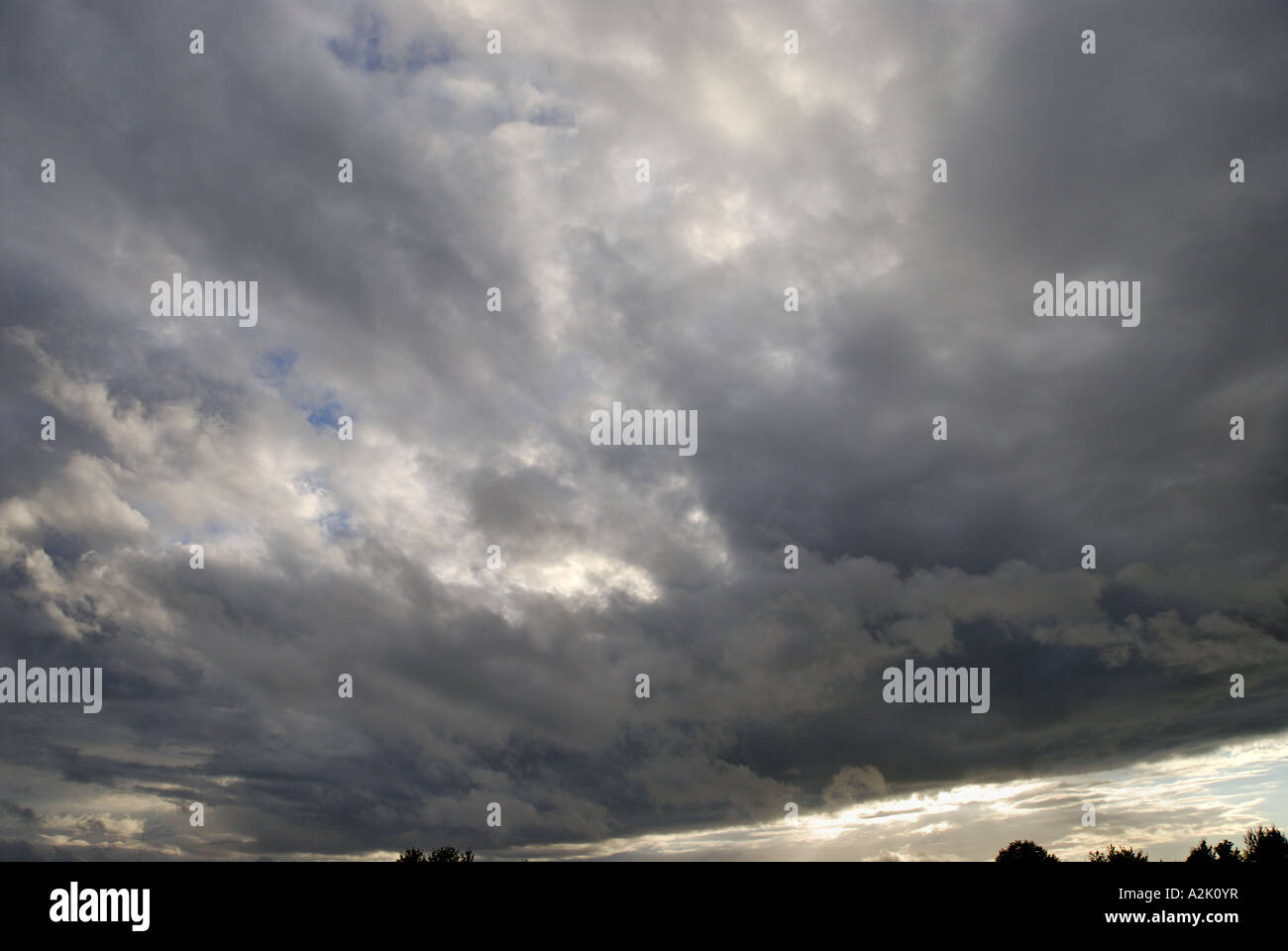 Stormfront hi-res stock photography and images - Alamy