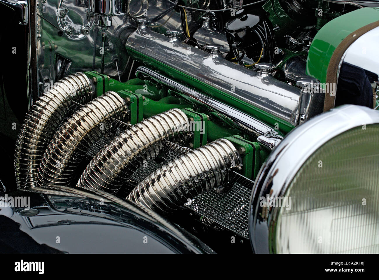 "Duesenberg ^1930s, "exhaust pipes", "Pebble Beach Concourse d'Elegance ...