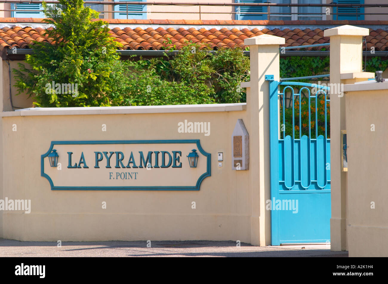The La Pyramide restaurant and luxury hotel in Vienne, famous for ...