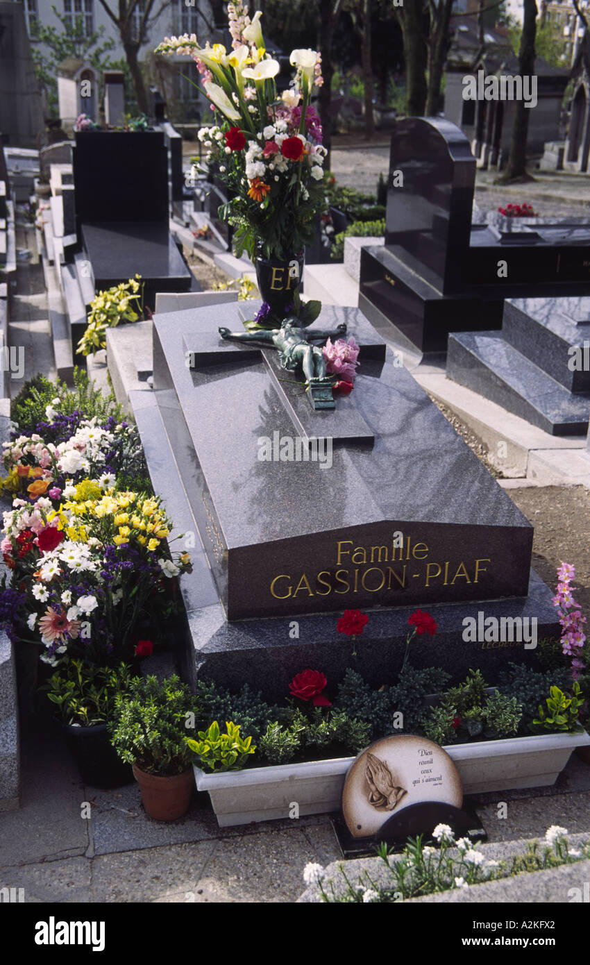 édith piaf’s tomb pere lachaise hi-res stock photography and images - Alamy