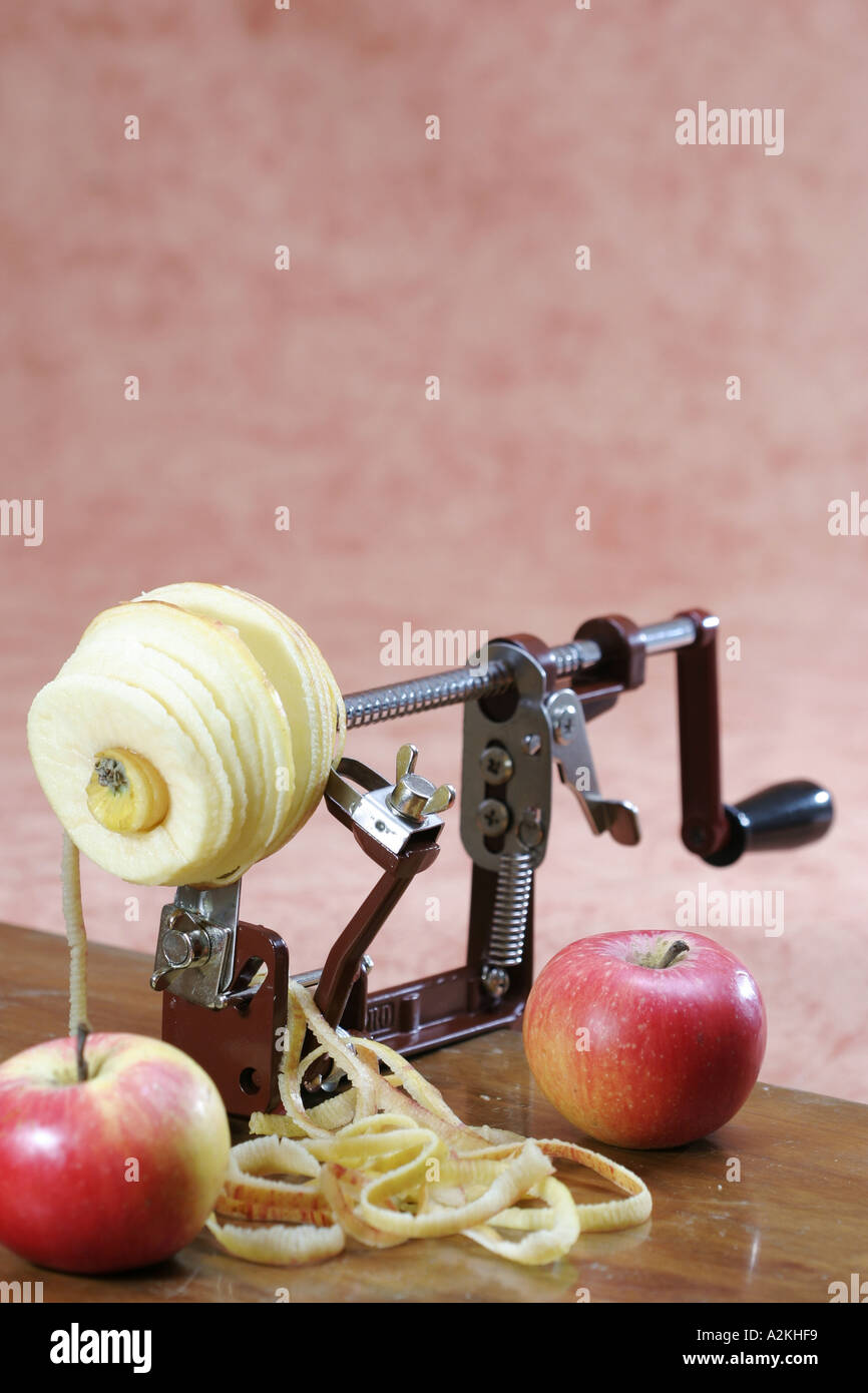 Apple peeling machine hi-res stock photography and images - Alamy