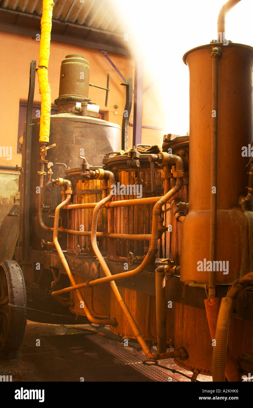 Steam distillation hi-res stock photography and images - Alamy