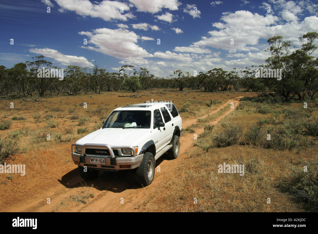 sports utility vehicle in the Australian desert south Australia Stock ...