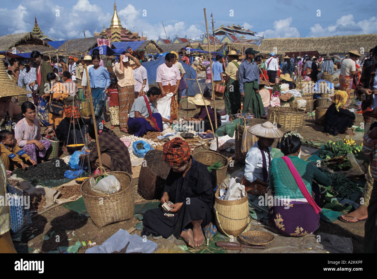 Mingala market hi-res stock photography and images - Alamy
