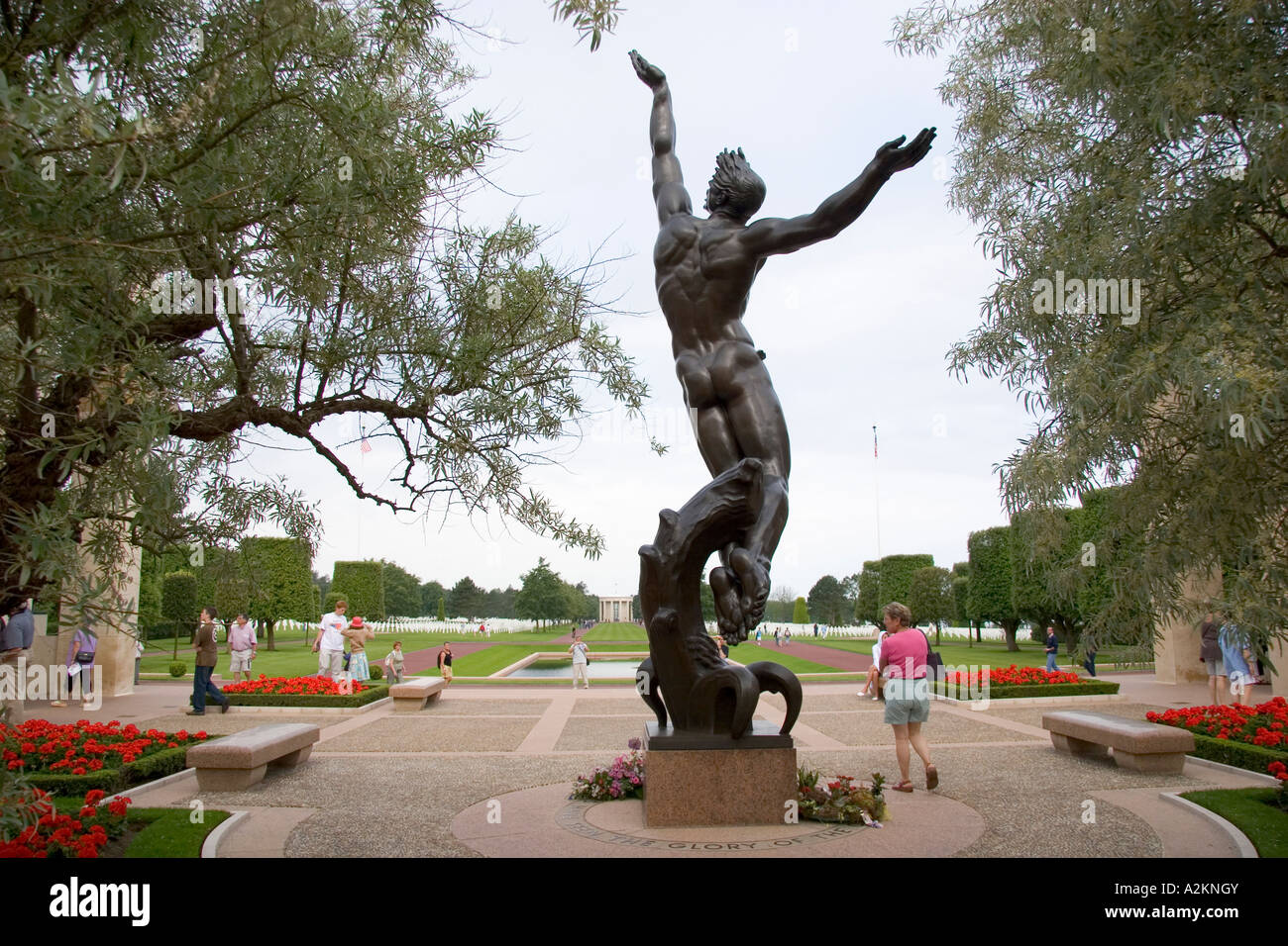 Normandy american cemetery hi-res stock photography and images - Alamy