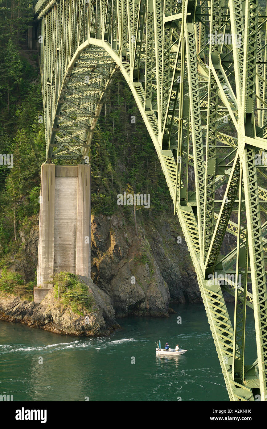 Fishing boat under Deception Pass Bridge Deception Pass State Park ...