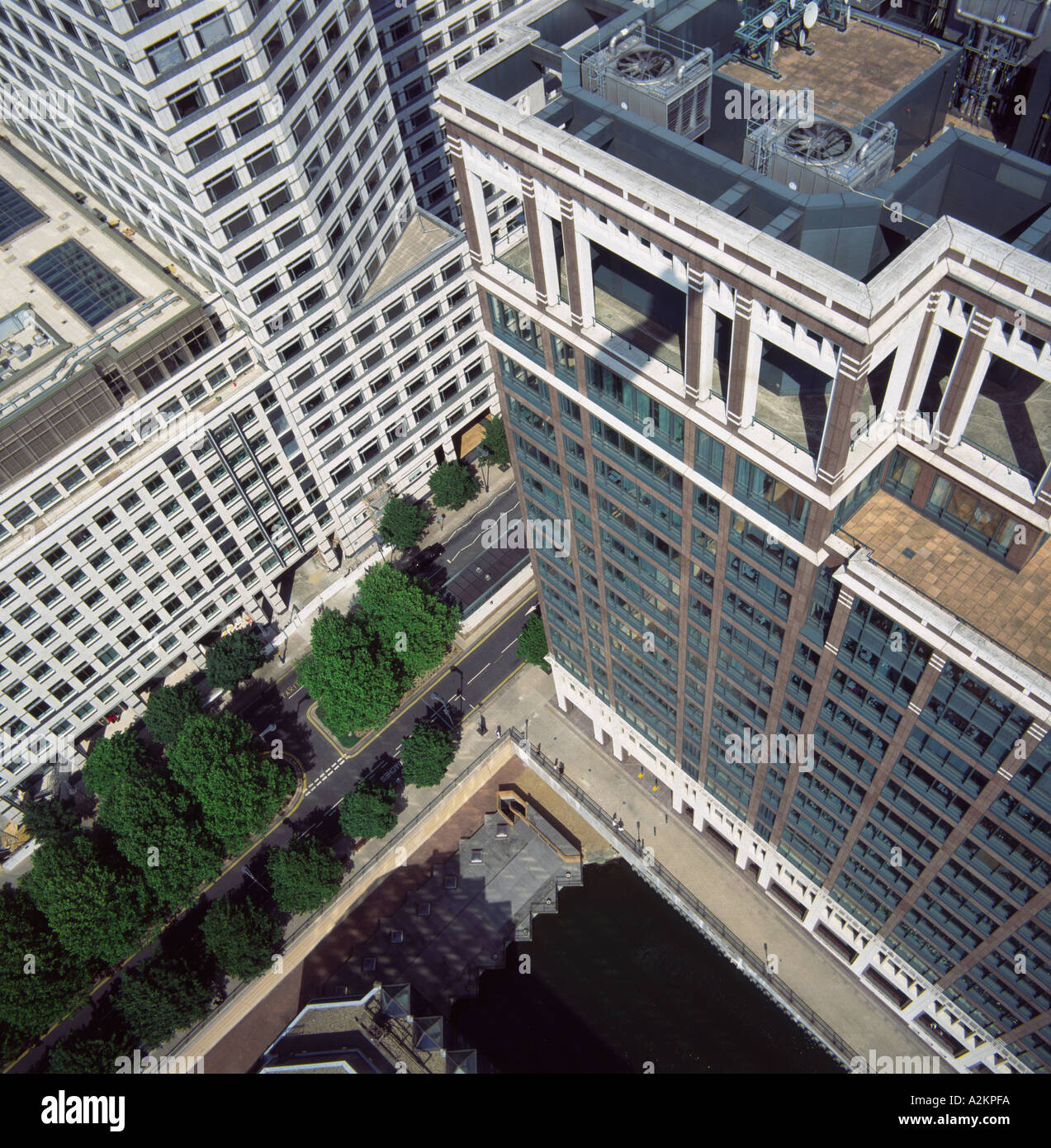 Overhead foto hi-res stock photography and images - Alamy