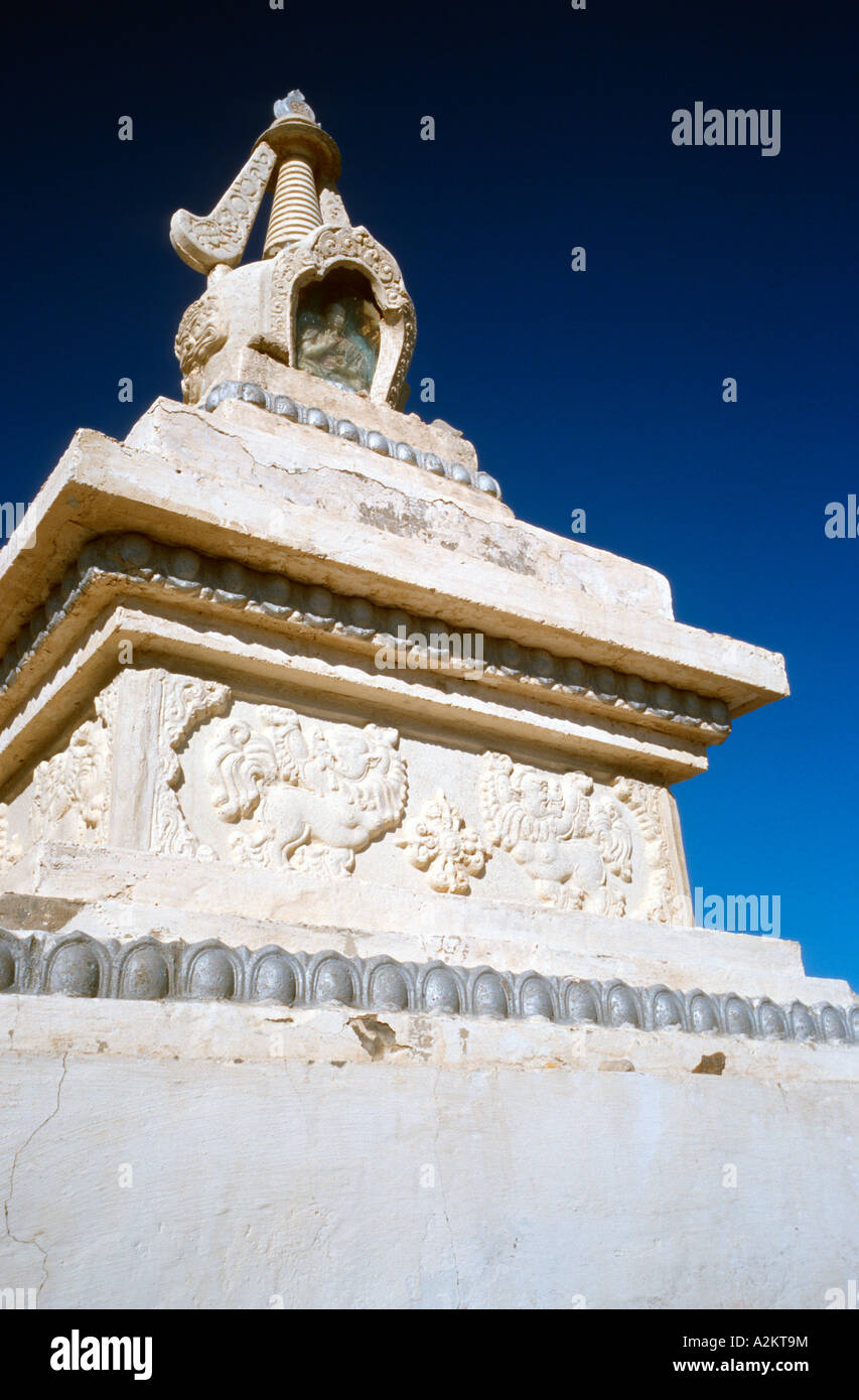 White stupa at Barlim Khiid monastery (Ongiin Khiid complex) in the ...