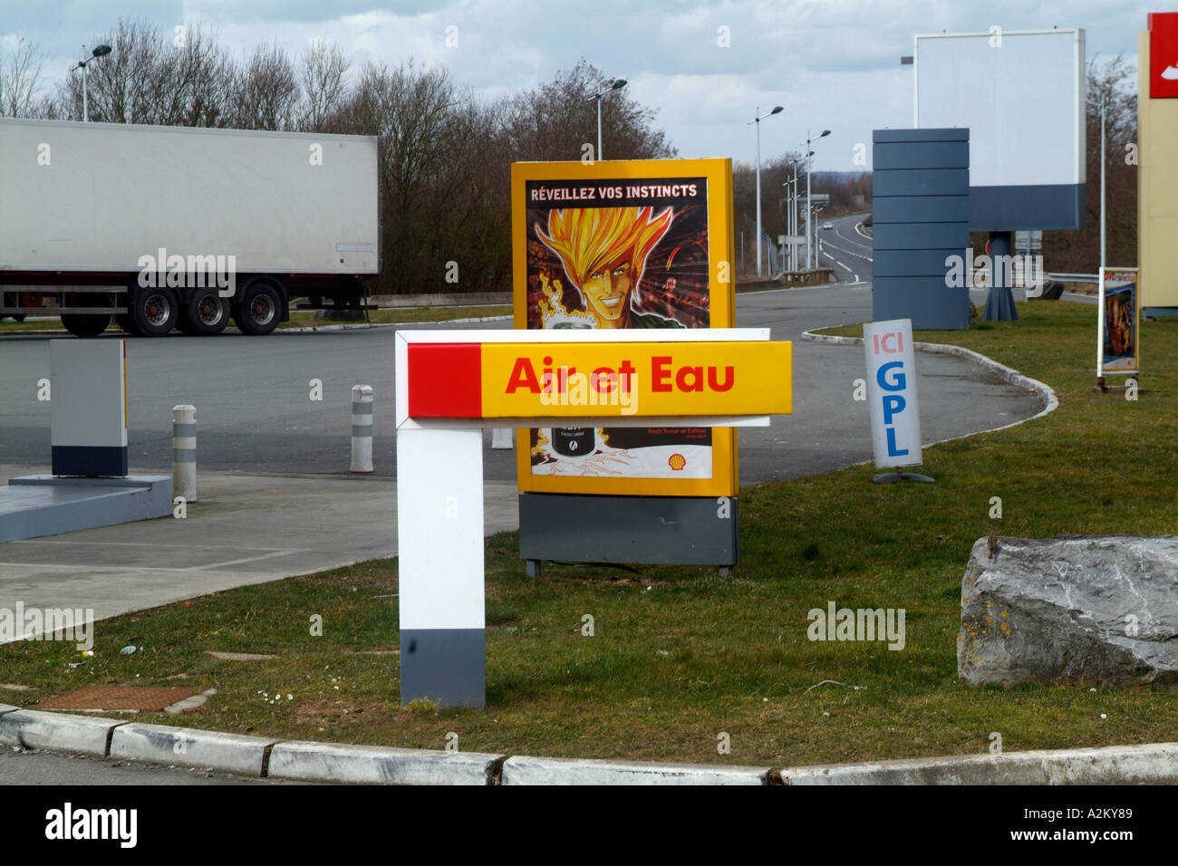 Advice for travellers hi-res stock photography and images - Alamy