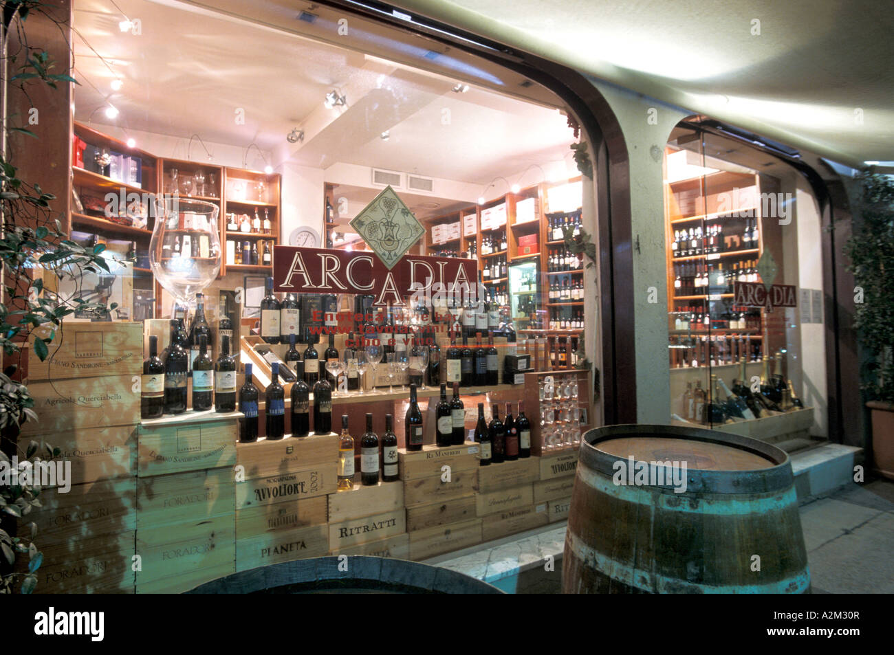 Arcadia wine restaurant Milan Lombardy Italy Stock Photo - Alamy