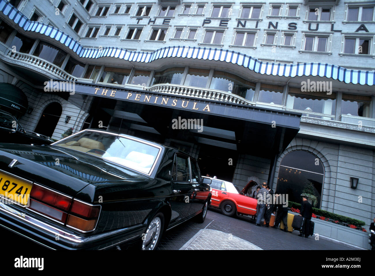 Peninsula hotel Kowloon Hong Kong China Asia Stock Photo - Alamy