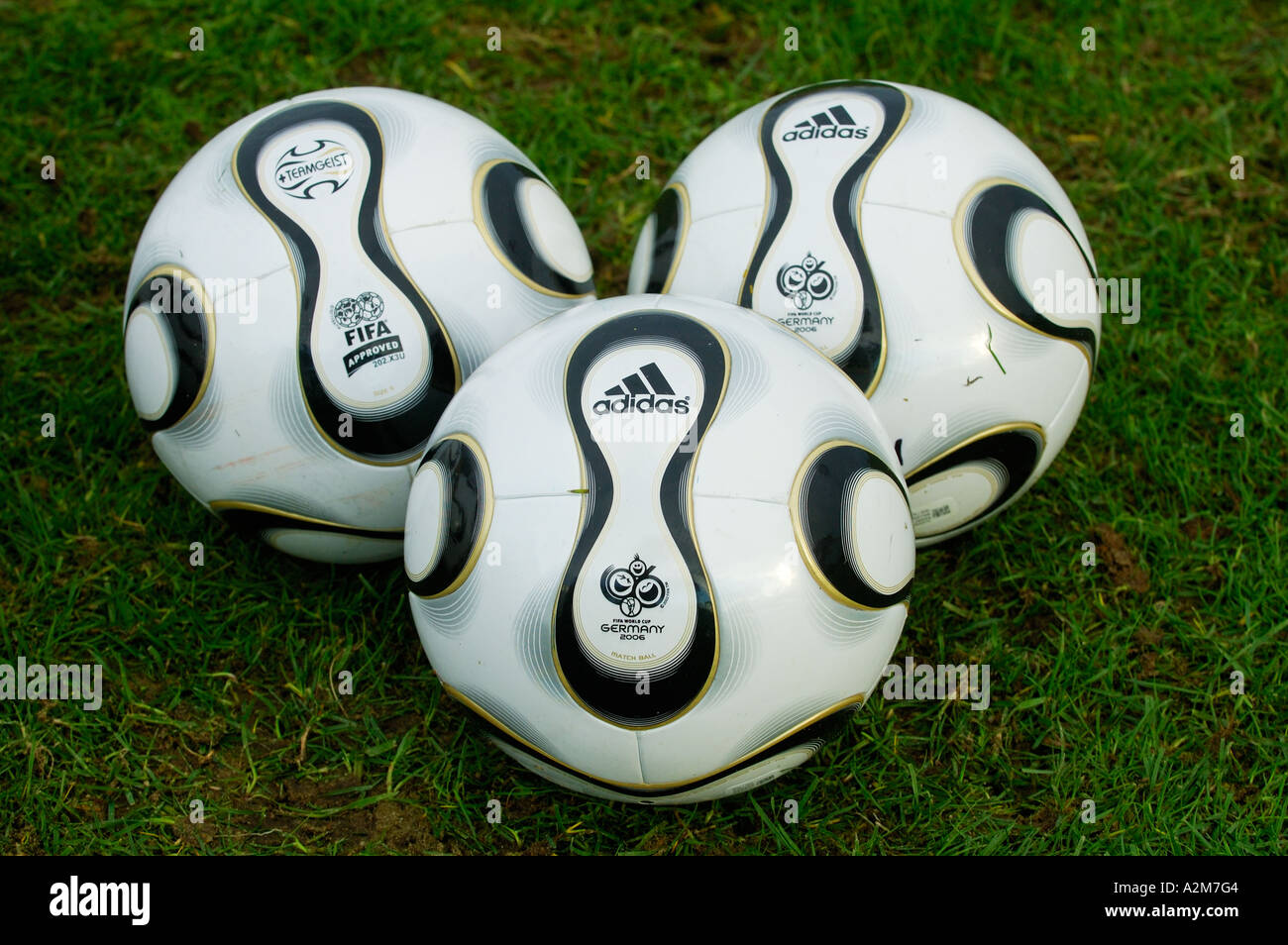 Adidas teamgeist ball hi-res stock photography and images - Alamy