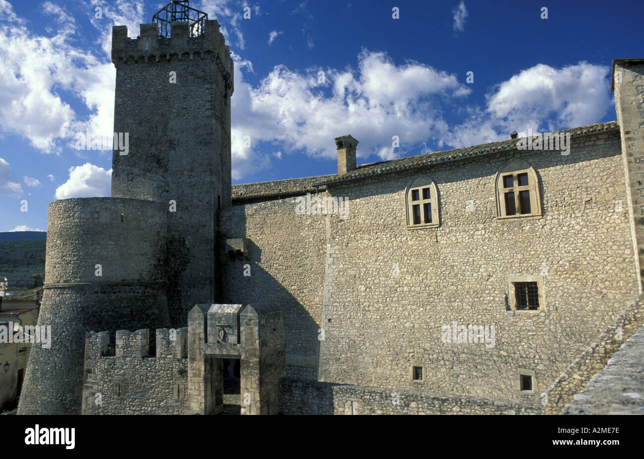 Capestrano castello hi-res stock photography and images - Alamy
