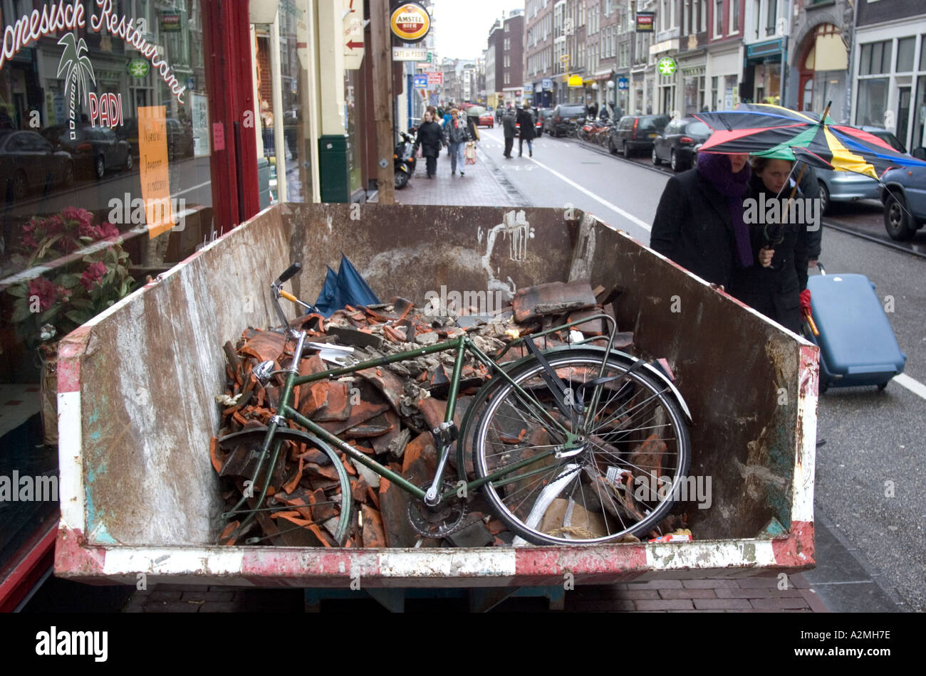 Amsterdam garbage on Haarlemmerdijk Stock Photo - Alamy