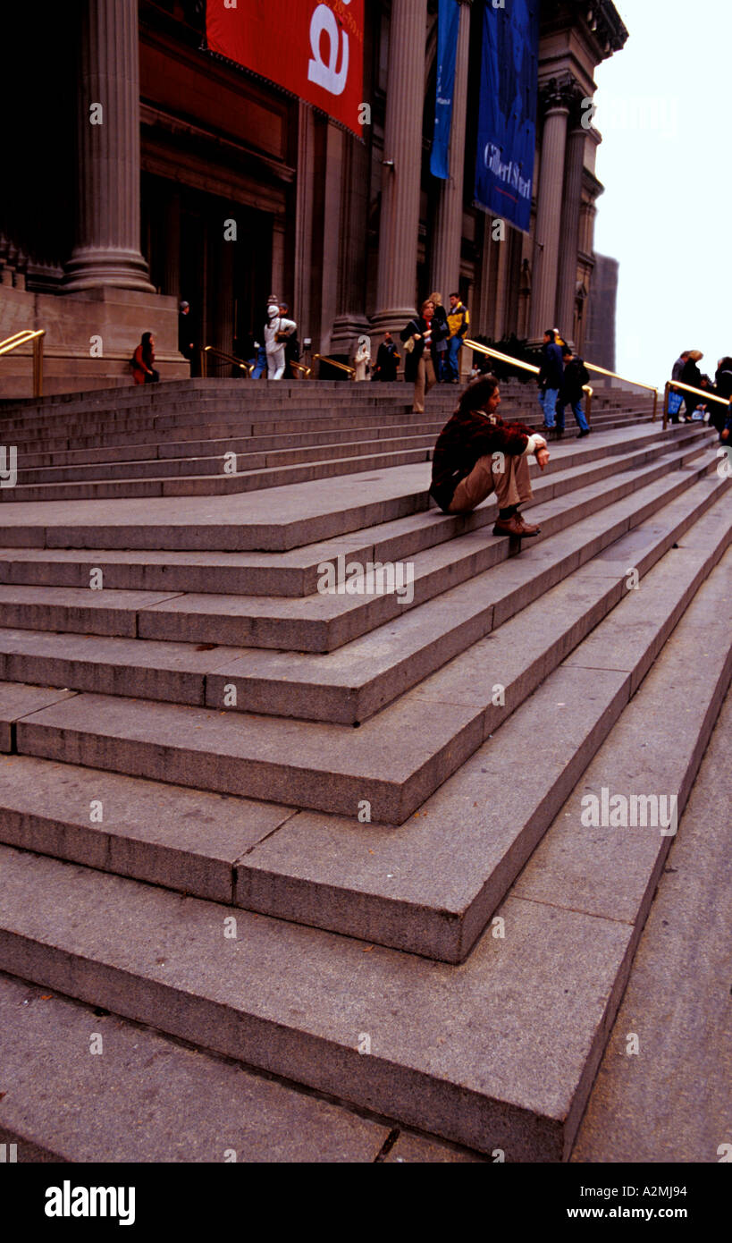On the Steps of the Metropolitan Museum Stock Photo - Alamy