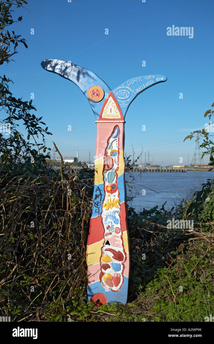 River thames route hi-res stock photography and images - Alamy