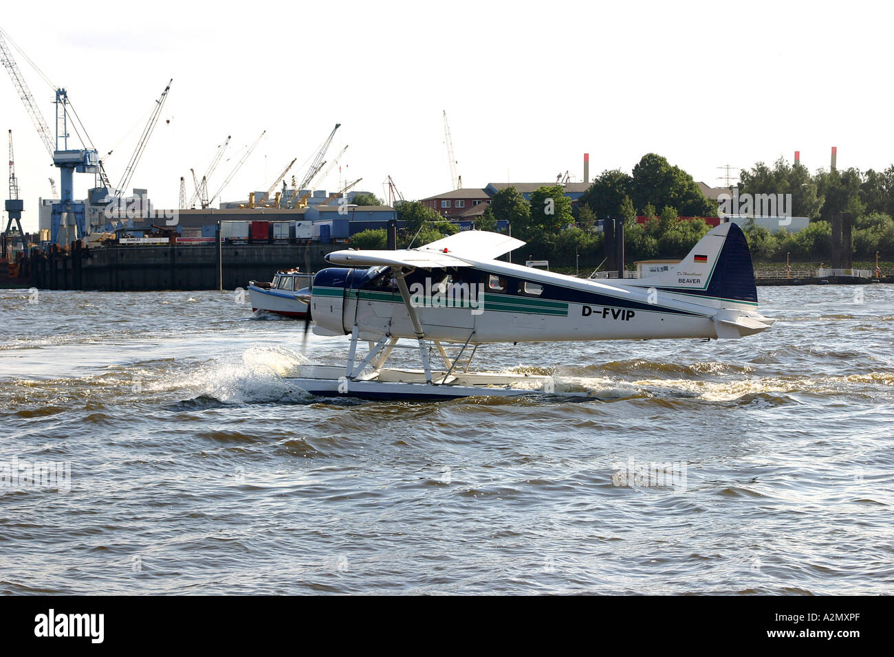 Waterplane hi-res stock photography and images - Alamy