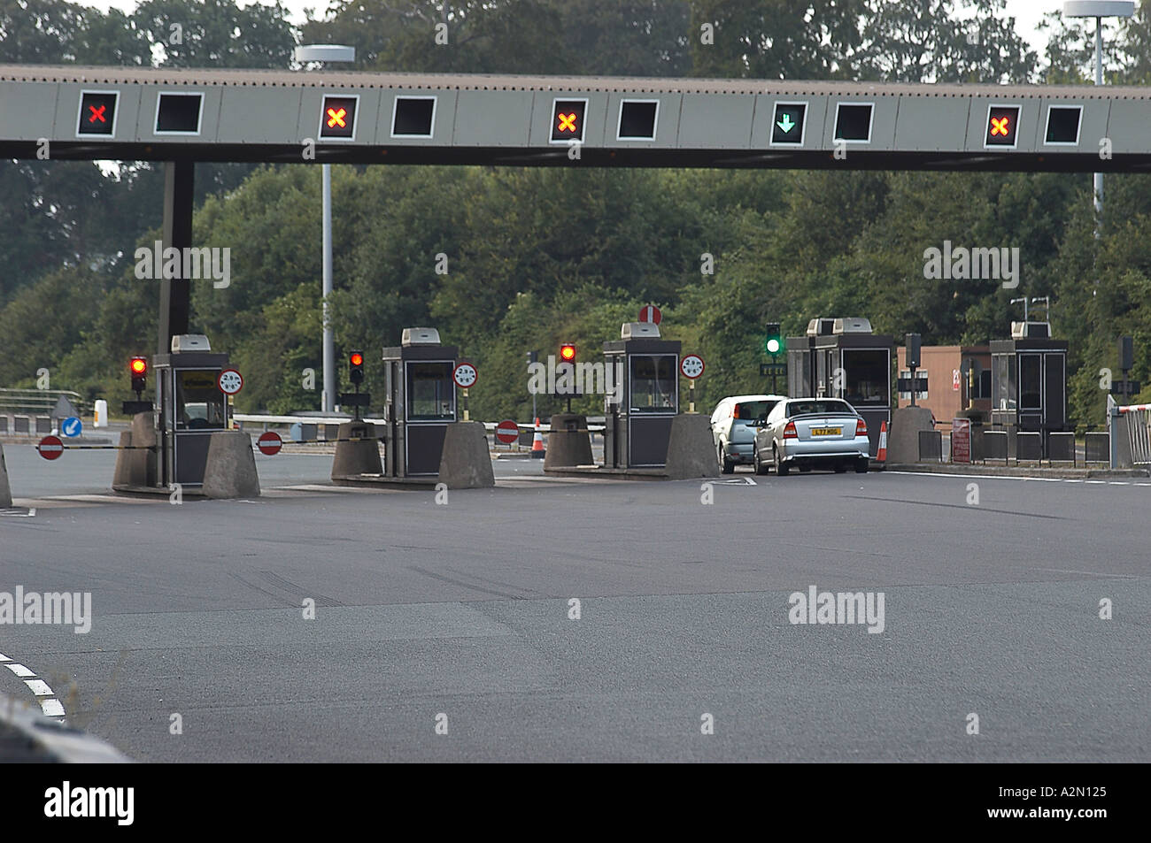 Toll booths Humber Bridge England Stock Photo - Alamy