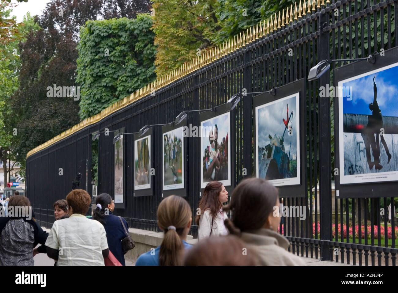 Public Photographic Showcase. Paris, France, Europe Stock Photo - Alamy