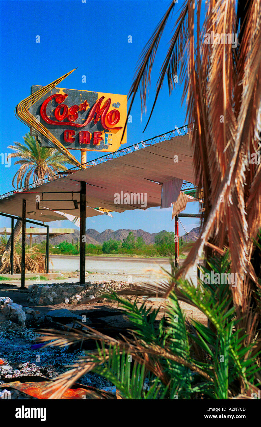 Abandoned eatery hi-res stock photography and images - Alamy