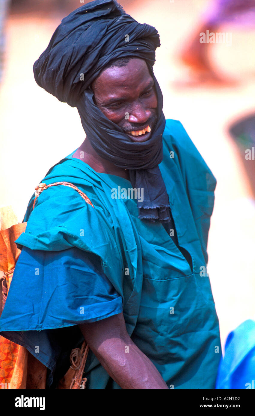 Man in blue robes hi-res stock photography and images - Alamy