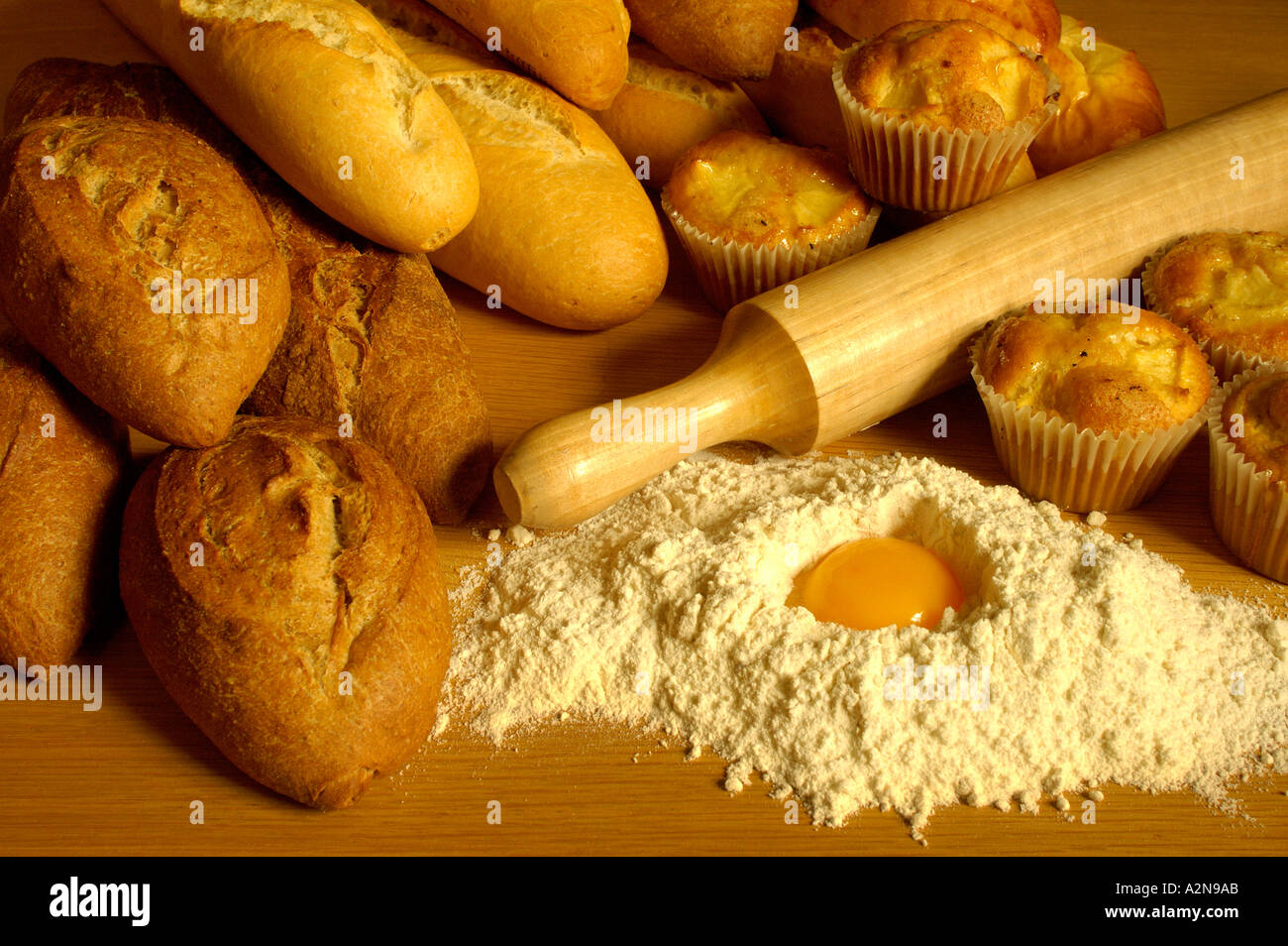 BAKING INGREDIENTS FOR BREAD Stock Photo - Alamy