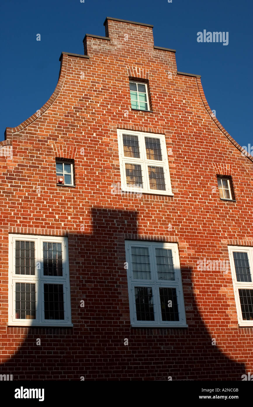 Dutchhouse hi-res stock photography and images - Alamy