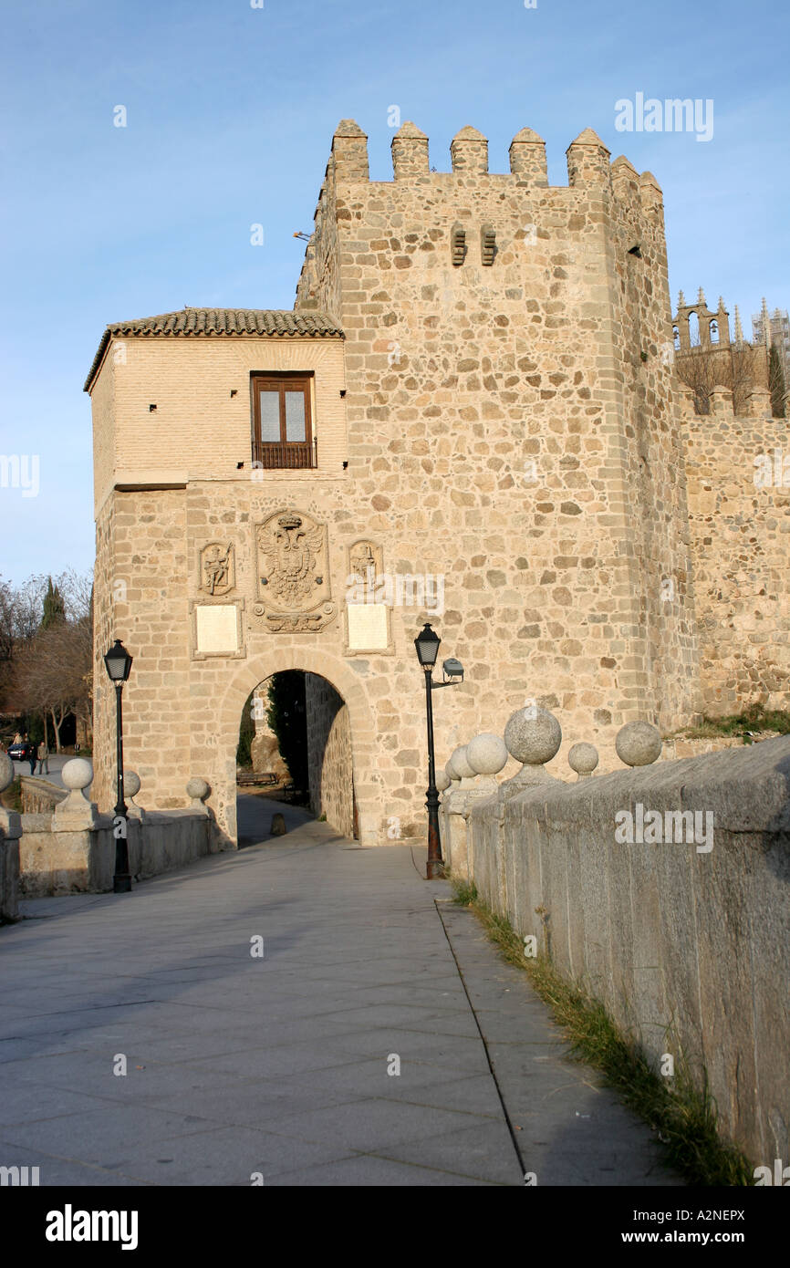 Saint Martin Bridge Toledo Spain Stock Photo - Alamy