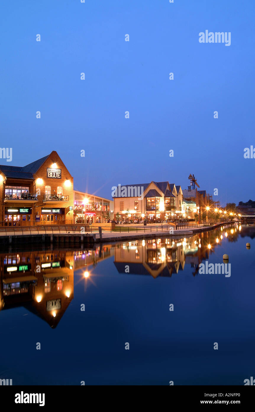 Norwich riverside bars hi-res stock photography and images - Alamy