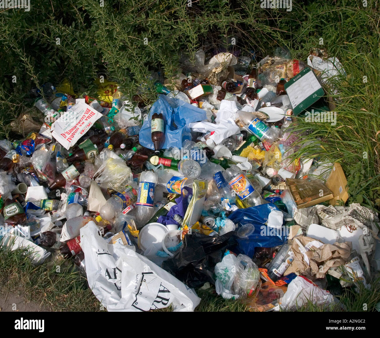 Ukraine Kiev Andrijivskyj road waste and civilisations waste 2004 Stock ...