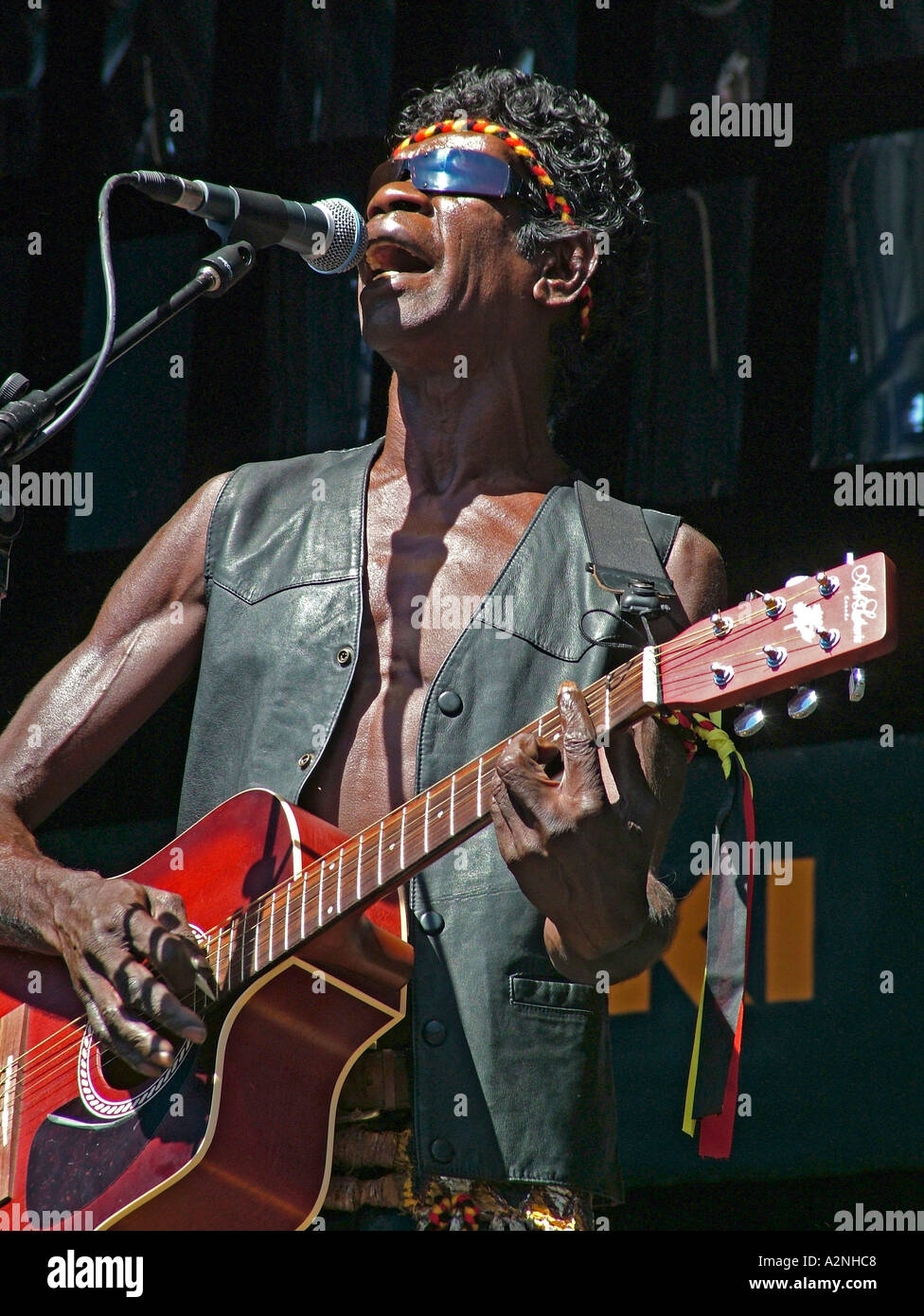 Pop Festival Crowd Faces High Resolution Stock Photography and Images ...