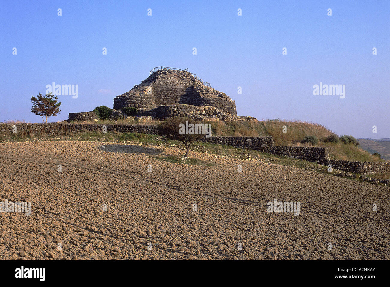 Ruins of megalithic structure hi-res stock photography and images - Alamy