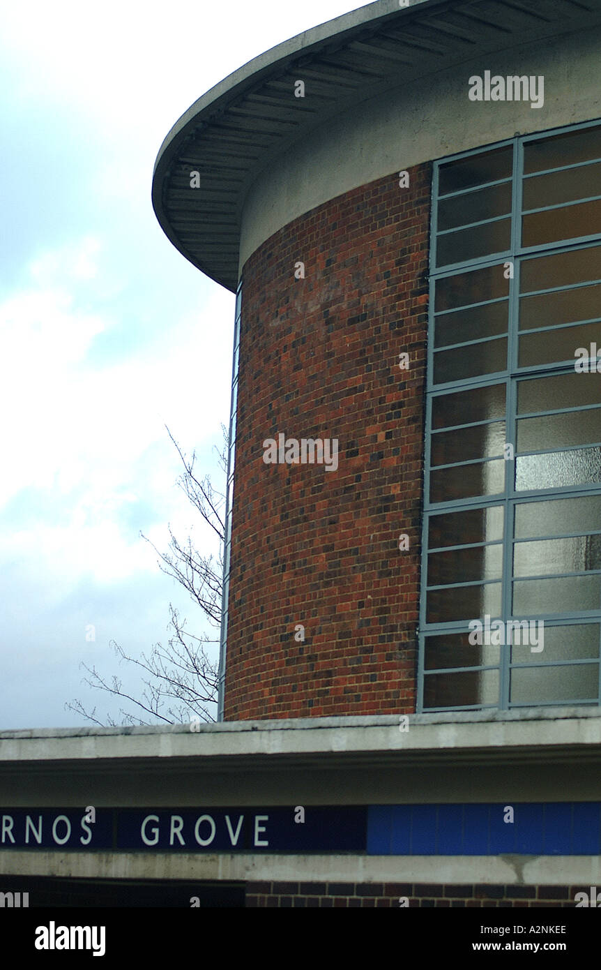 Arnos grove london hi-res stock photography and images - Alamy