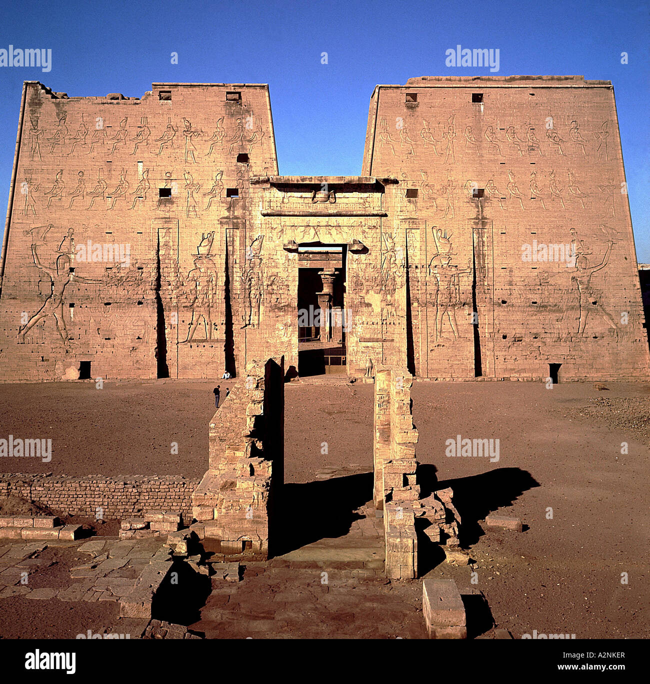 Horus egypt hi-res stock photography and images - Alamy