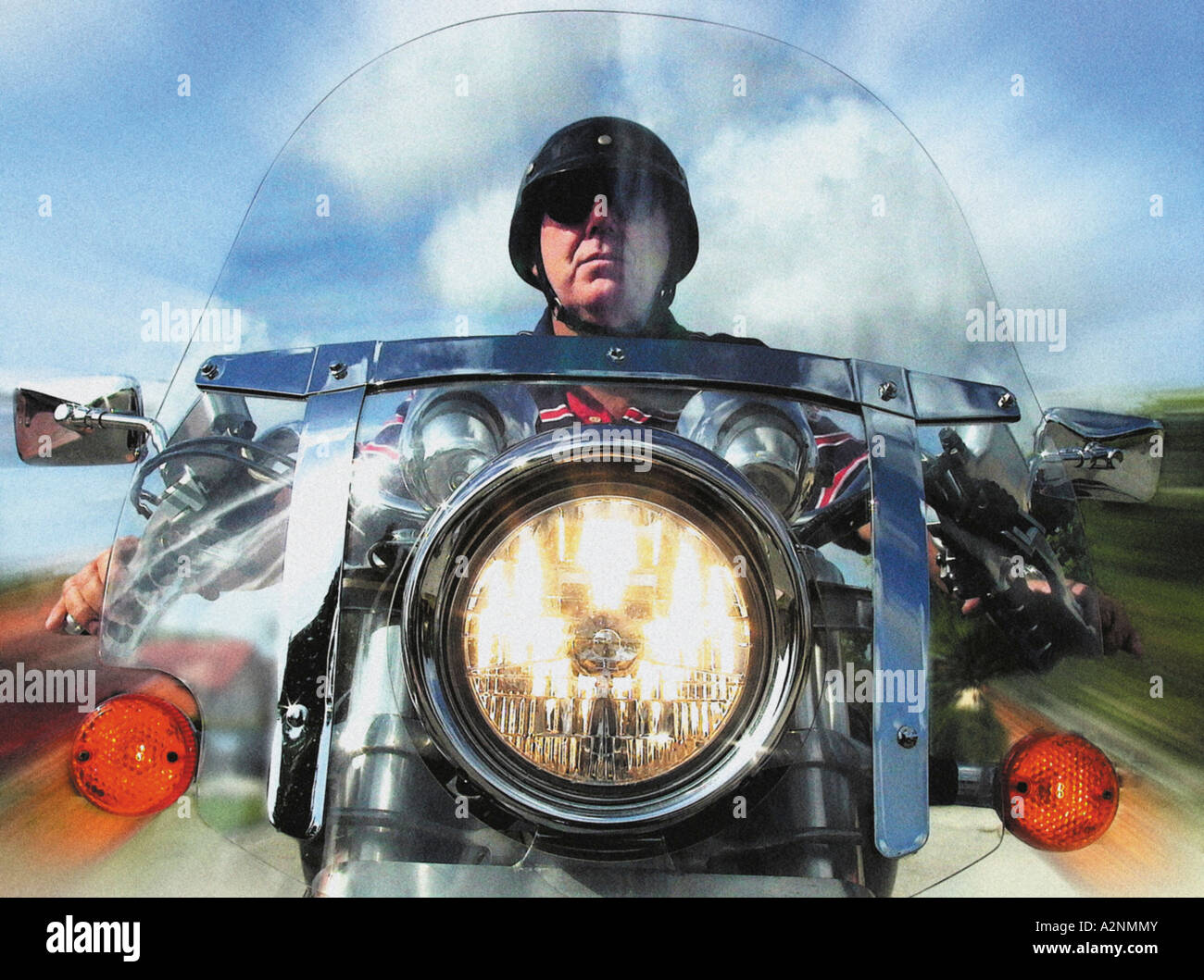 Man riding motorcycle hi-res stock photography and images - Alamy