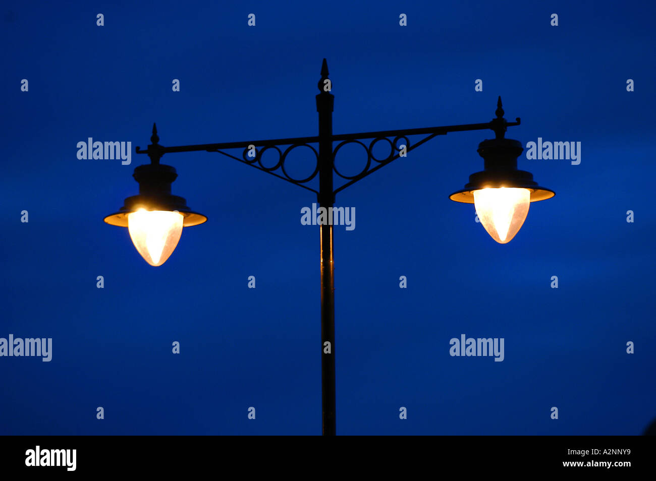 Street Lights London Stock Photo - Alamy
